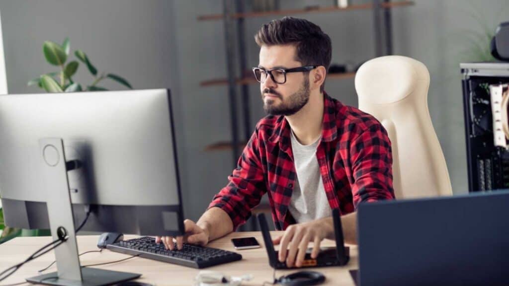 12 High Paying Jobs That Don't Require Much Effort - Money Smart Guides