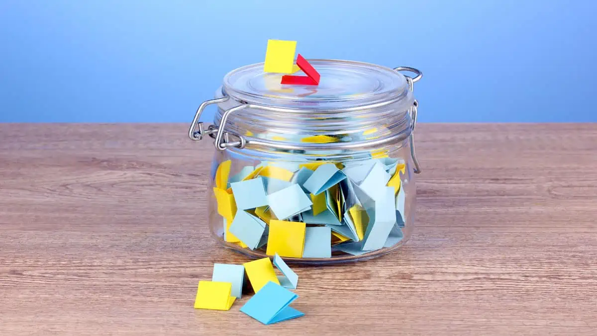 Keep Them Busy, Not Bored! 19 Clever Tricks to Entertain Kids on ...
