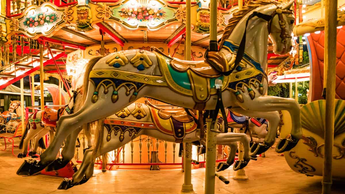 Escape the Ordinary: 14 Underrated Theme Parks Delivering Extraordinary Fun - Money Smart Guides