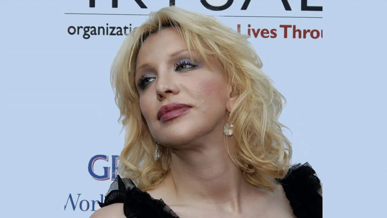 12 Gold Diggers Who Were There For Money Not Love - Money Smart Guides