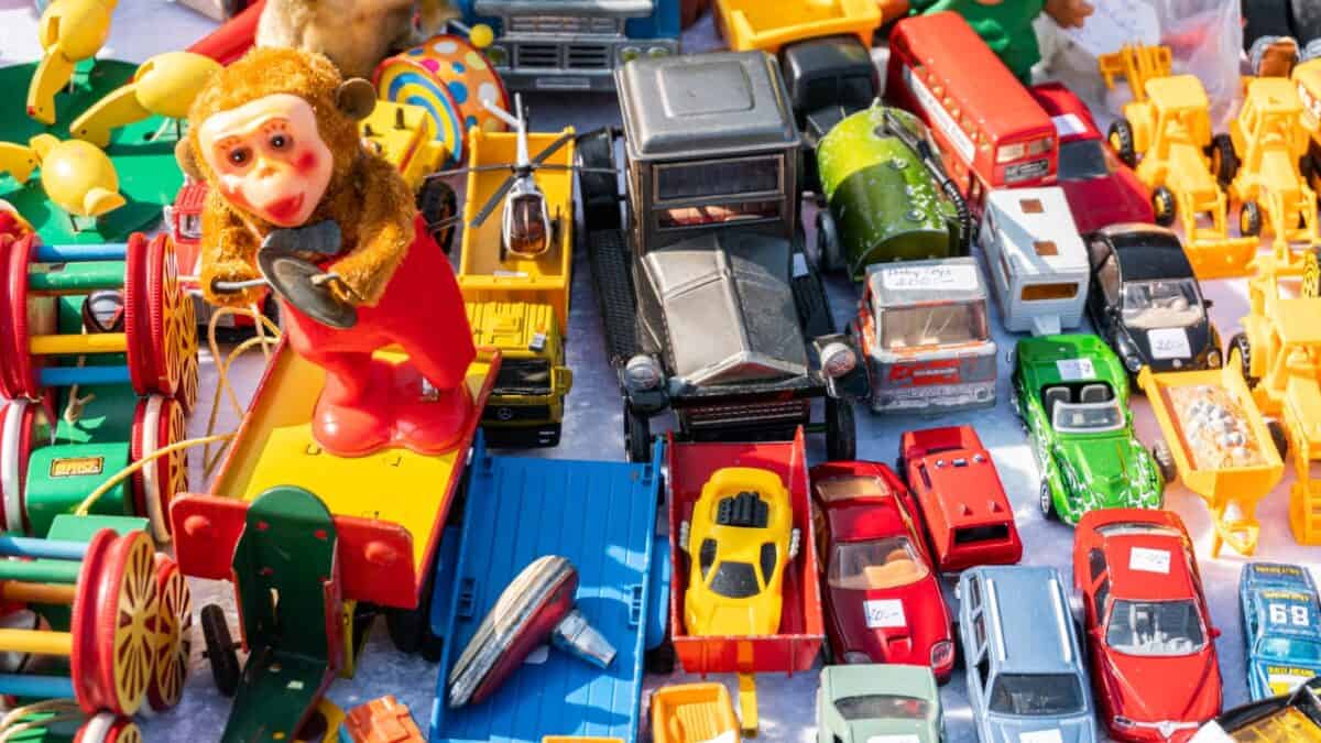 18 Things To Sell For Quick Money - Money Smart Guides