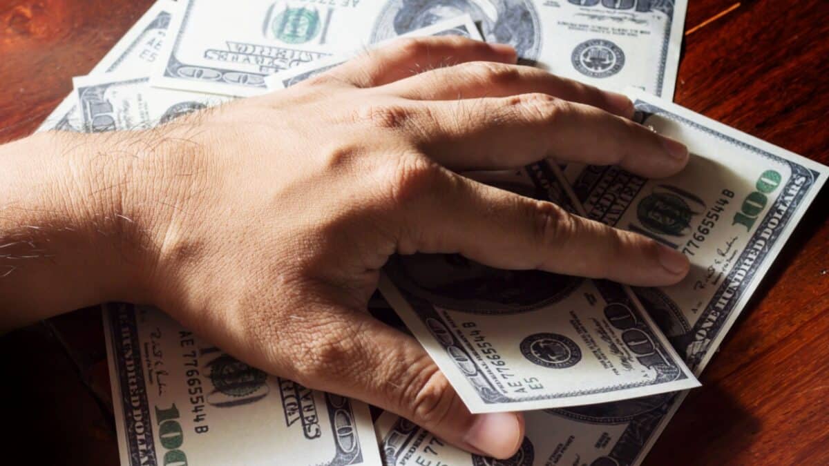 16 Practical Tips for Balancing Your Budget in Hard Times - Money Smart ...