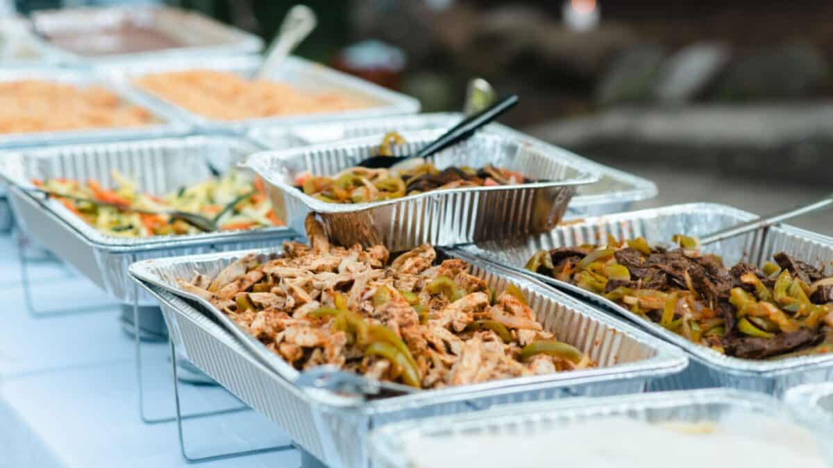 25 Fun Side Hustles Where You Can Earn $100K - Money Smart Guides