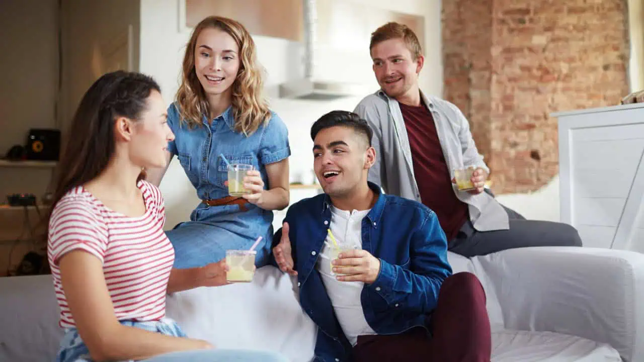 19 Frugal Things to Do With Friends at Home - Money Smart Guides