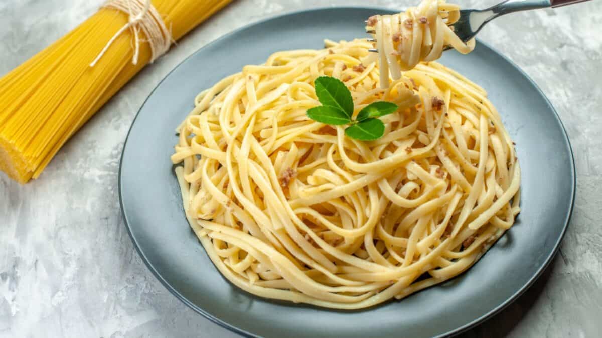 25 Cheapest Foods to Buy When Broke - Money Smart Guides